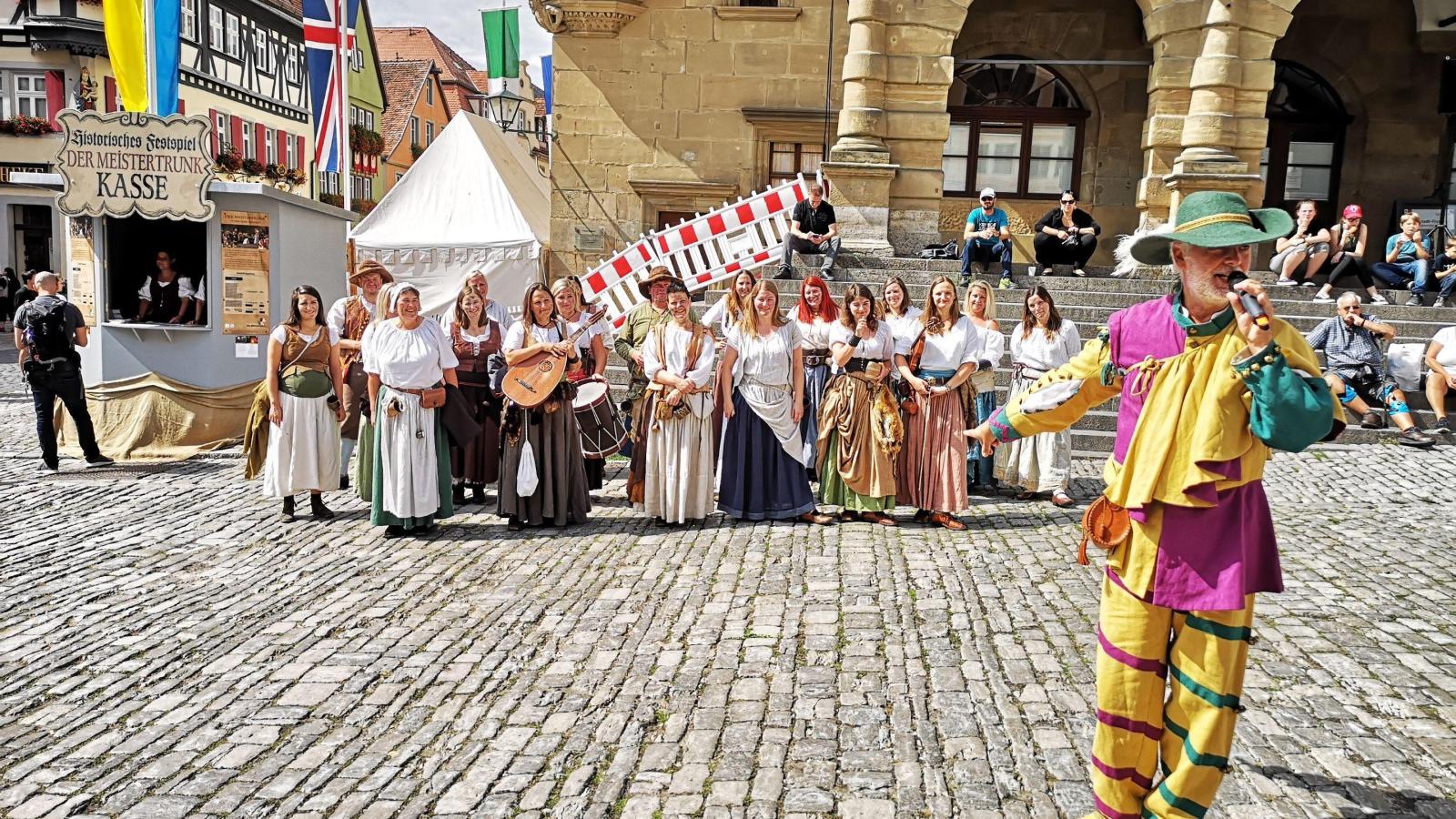 Der Gang durch Rothenburg wird zur Zeitreise | FLZ.de