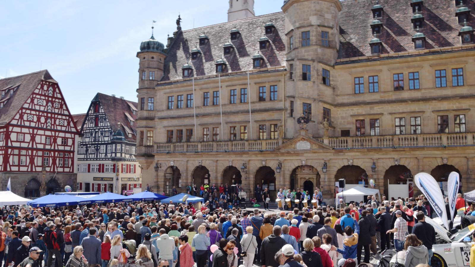Die Rothenburger Stadtmosphäre genießen | FLZ.de