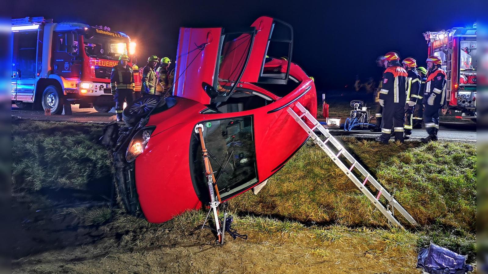 Schwerer Unfall bei Rothenburg: Kleinbus prallt in Auto | FLZ.de