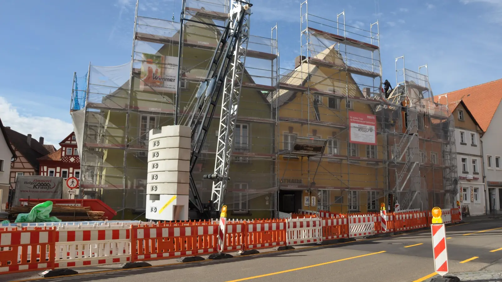 Für Rathaus-Umbau muss Stadtrat Leutershausen nachlegen | FLZ.de