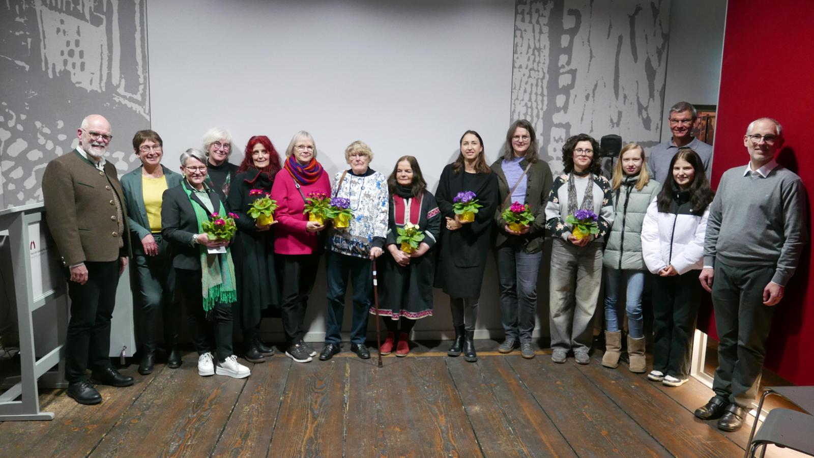 Ökumenischer Kreuzweg führt durch Dinkelsbühl | FLZ.de