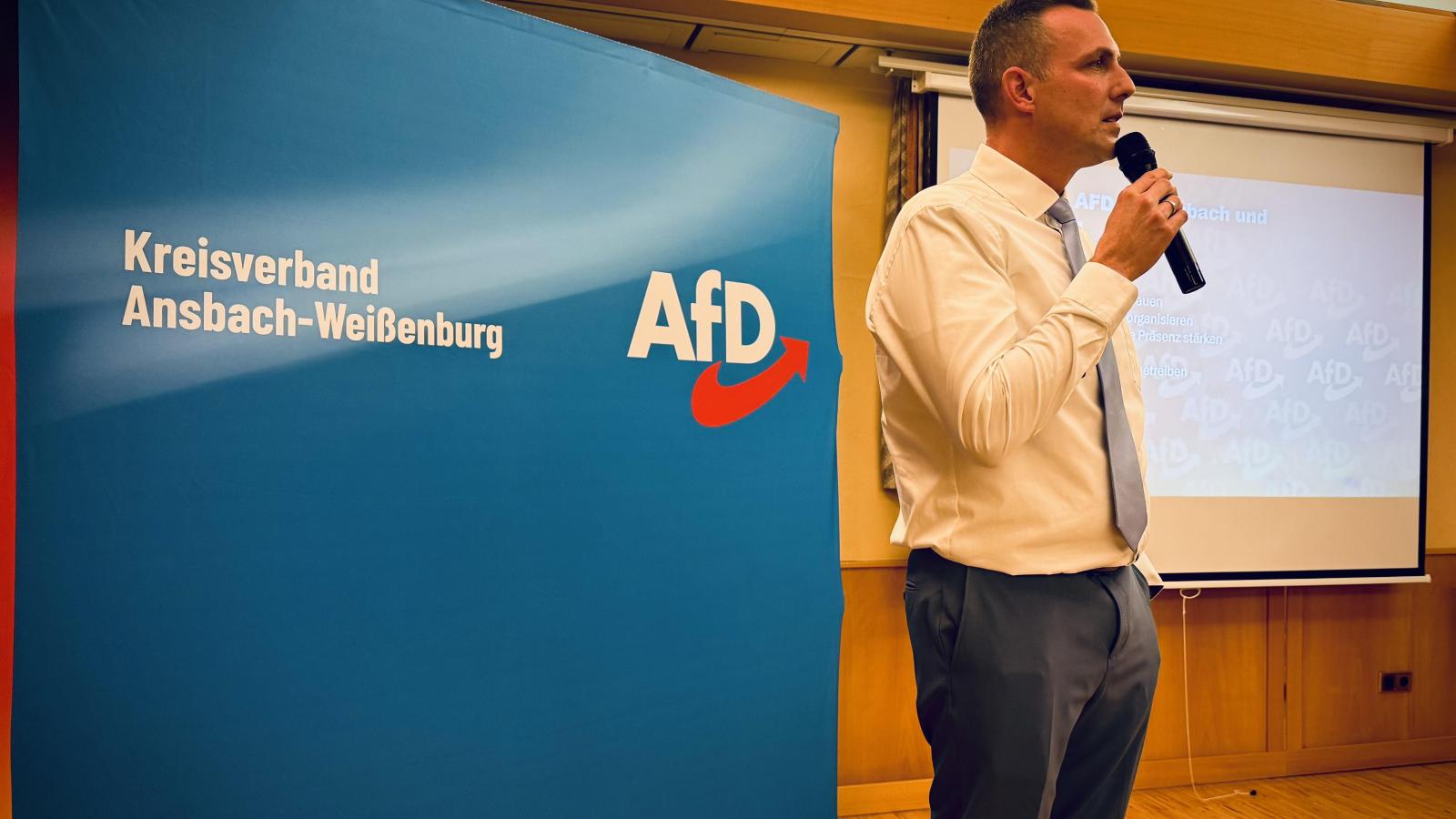 Andreas Abs (AfD) bewirbt sich in Ansbach um den Posten des ...