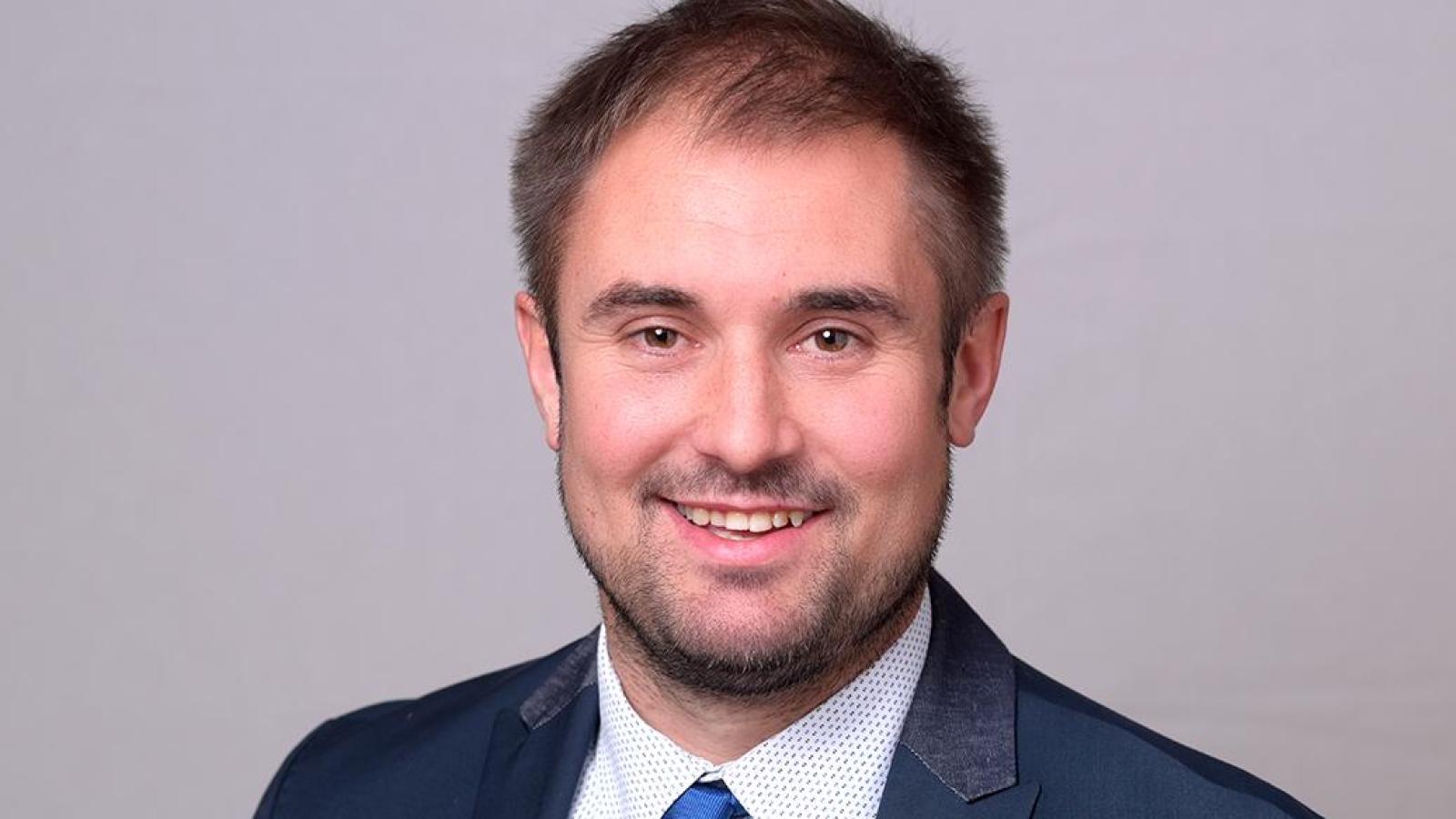 Stichwahl um Bürgermeisteramt in Arberg zwischen Marco Friedel und ...