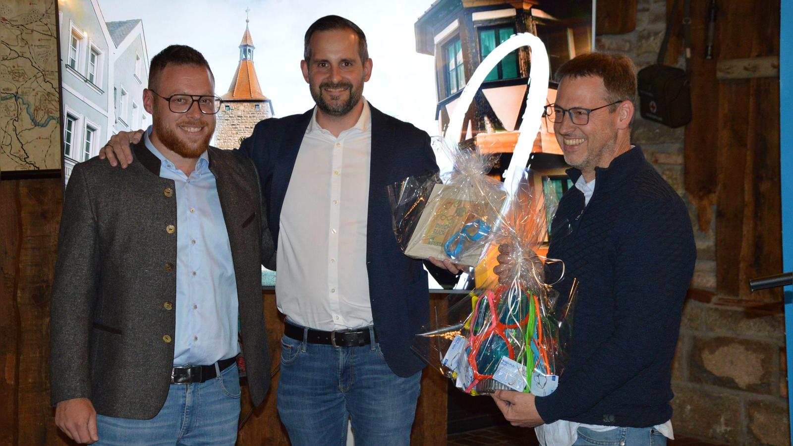Neustadts CSU nominiert Bürgermeisterkandidat Alexander Müller: Was er ...