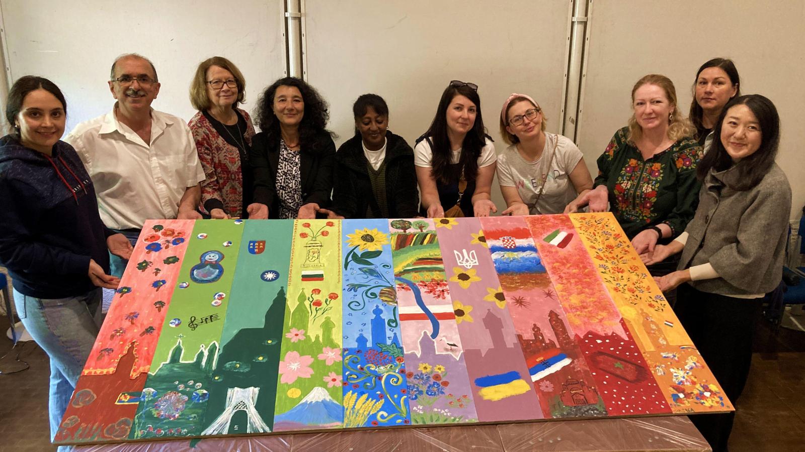 Menschen aus über 40 Nationen beim Fest der Vielfalt in Rothenburg | FLZ.de