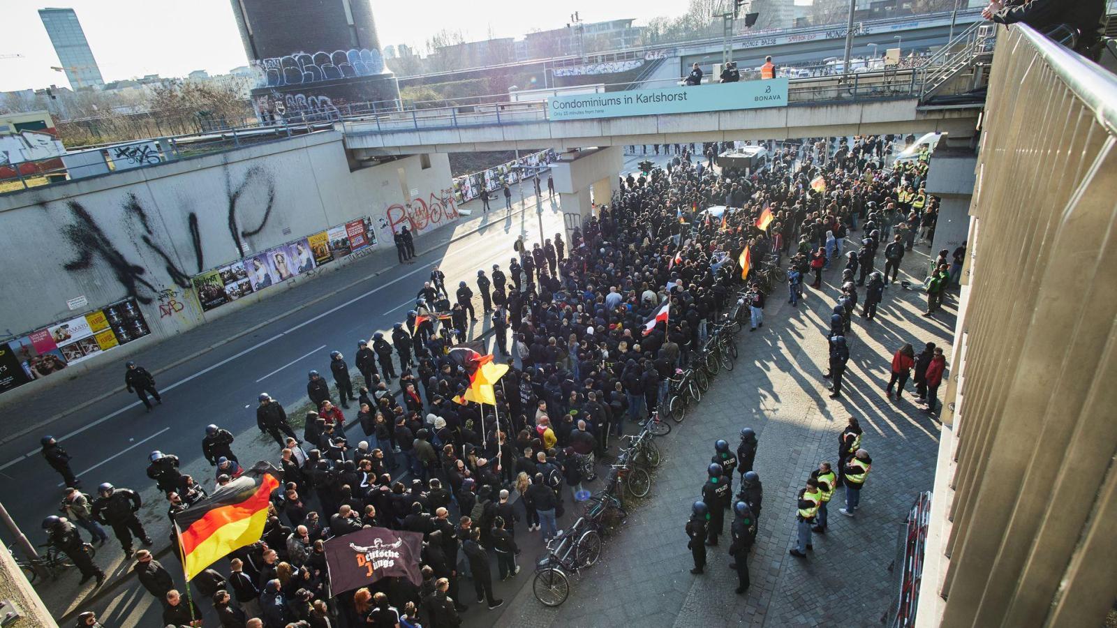 Massiver Anstieg politisch motivierter Kriminalität | FLZ.de